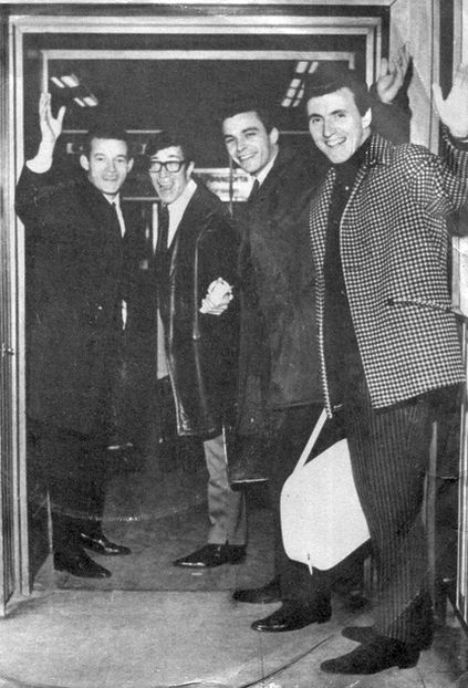 The Shadows альбом Shadow Music (1966)